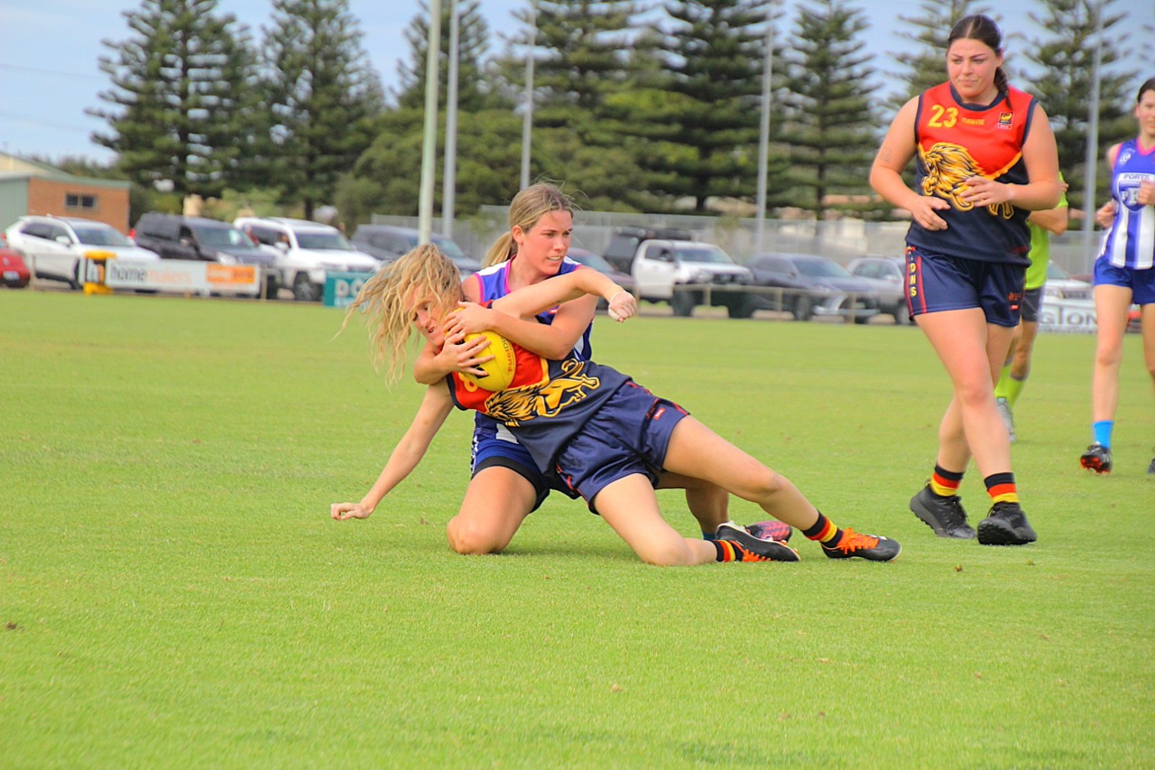 Footy pics and results from the week | Esperance Weekender